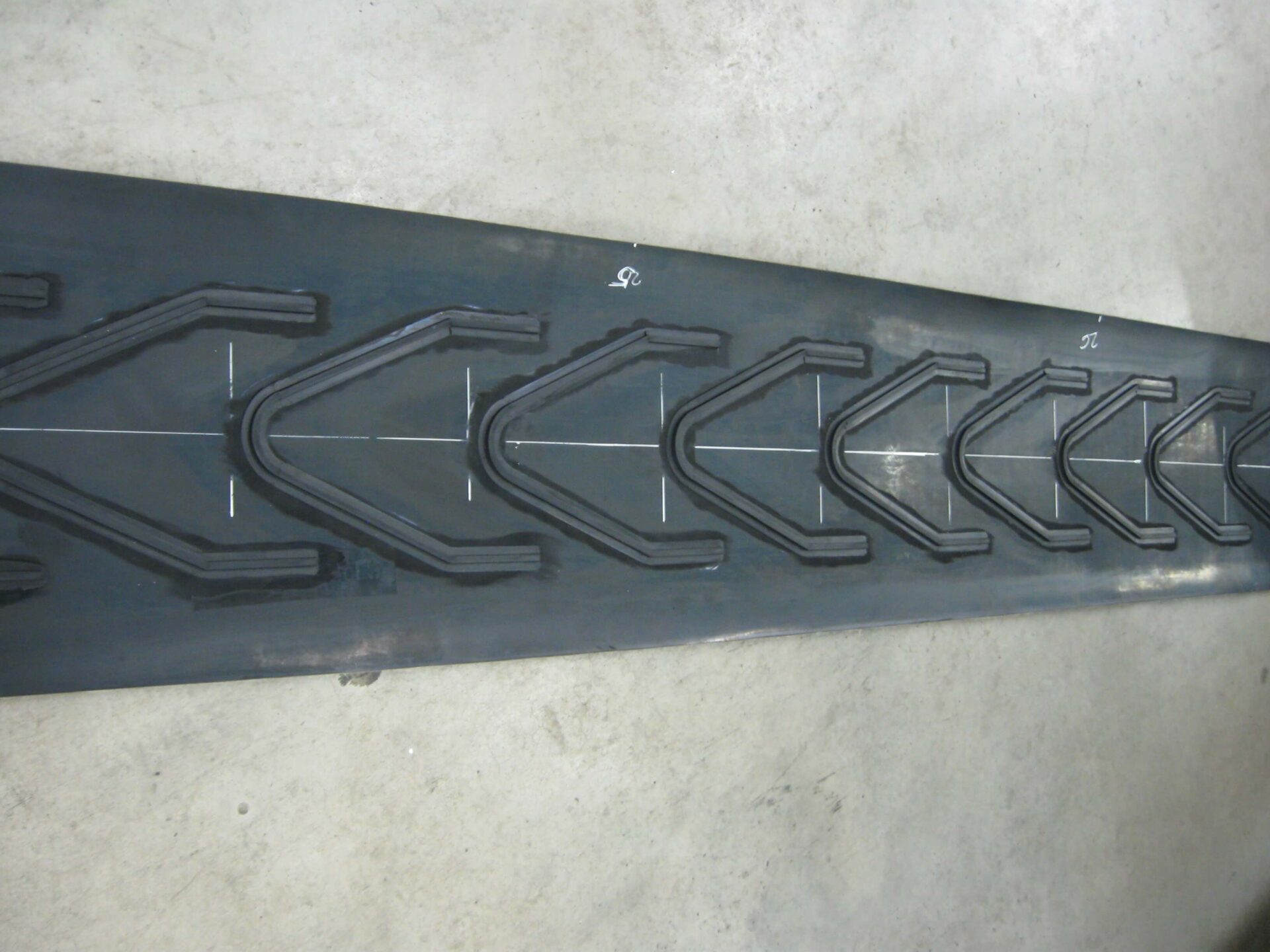 Salt truck belt - Replacement - C-T-P Salt truck belt - Replacement - C-T-P